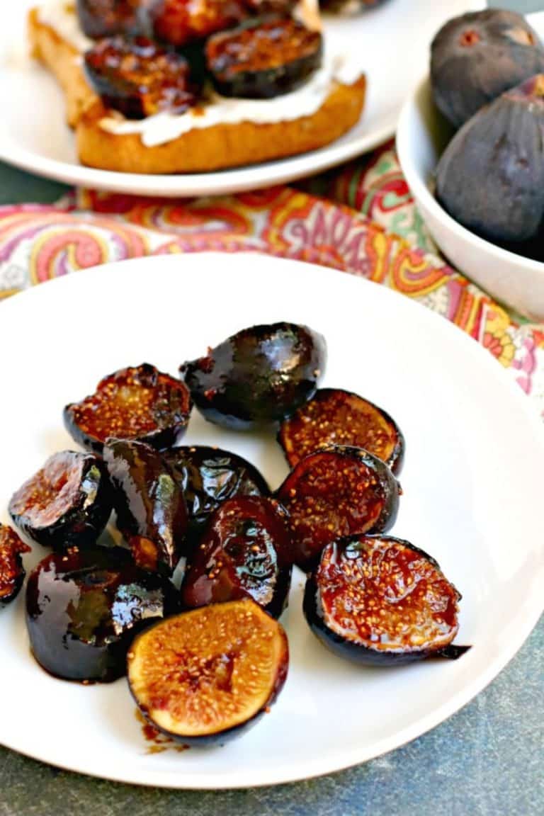 Caramelized Figs with Balsamic Vinegar - Veggies Save The Day